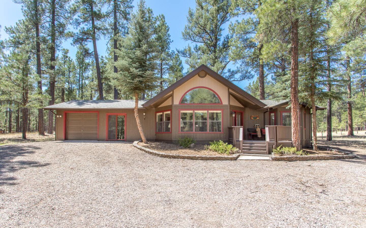 Spirit Hollow Cottage. This Beautiful Super Quiet Cottage Sits On 2.5 Acres - Flagstaff, AZ