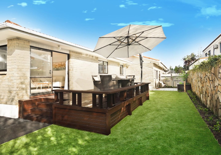 Orewa Getaway -  3 Minute Walk To The Beach! - Waiwera