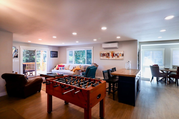 Family Fun On Large Deck Overlooking Delta Ponds! - ユージーン, OR