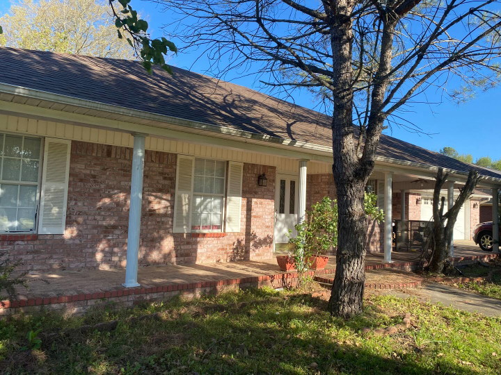 Big Beautiful House! - Clarksville, AR