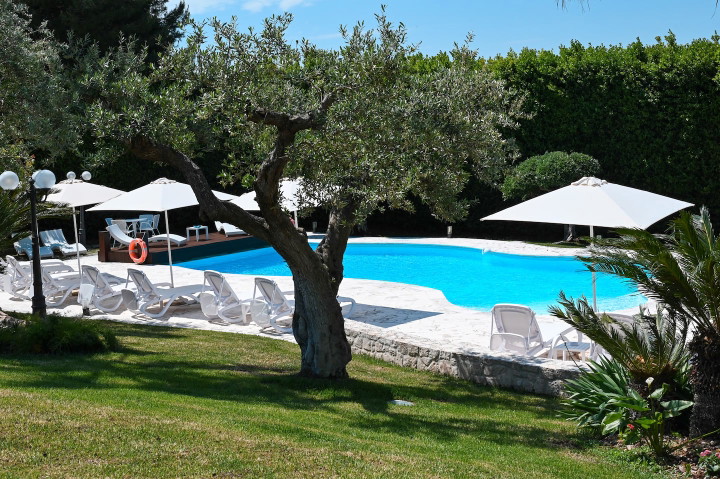 Suite Deluxe-quiet Countryside And Pool (Kids 10+) - Noci
