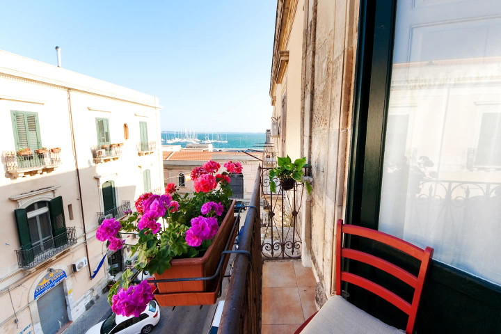 Ortigia Bridges. Big Apartment - Syracuse