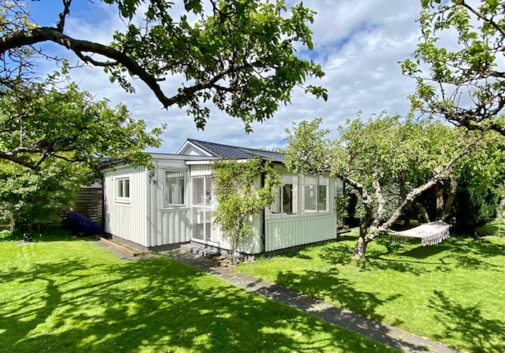 Cozy Cottage On Popular Västervall - Halmstad