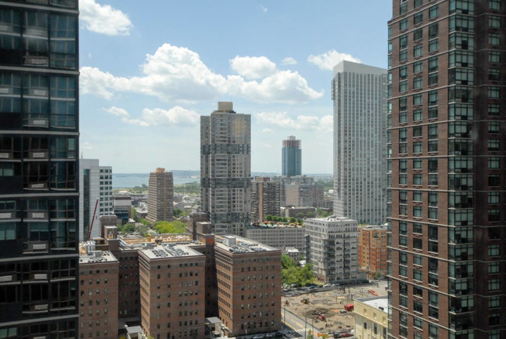 Lux Studio | Great For Travel Nurses | Near Path - Jersey City, NJ