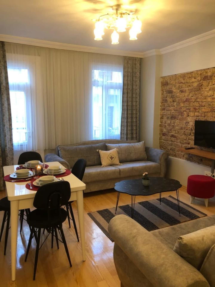 Ozcans Pera Flats 6 - Cihangir