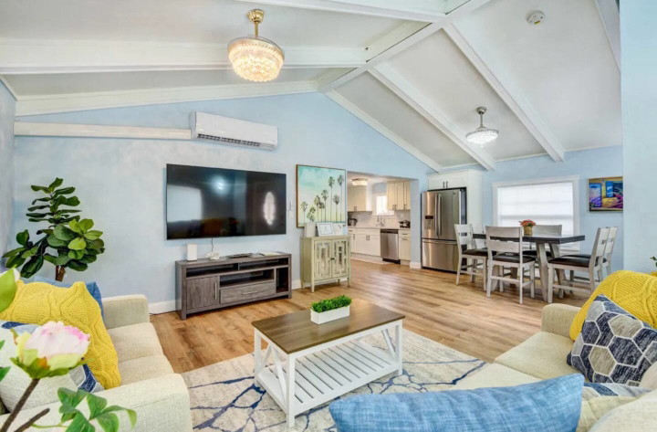 Serene Oasis Beach Getaway - Sarasota, FL