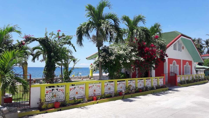 Pan0ramic*beach Front H0use Sunset View, Ac, Wi-fi - Philippines