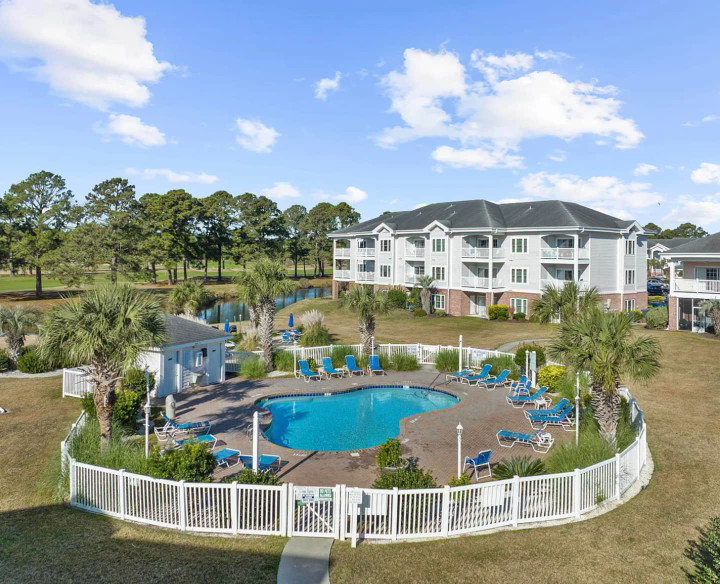 Vacation Escape On Golf Course - Myrtle Beach, SC