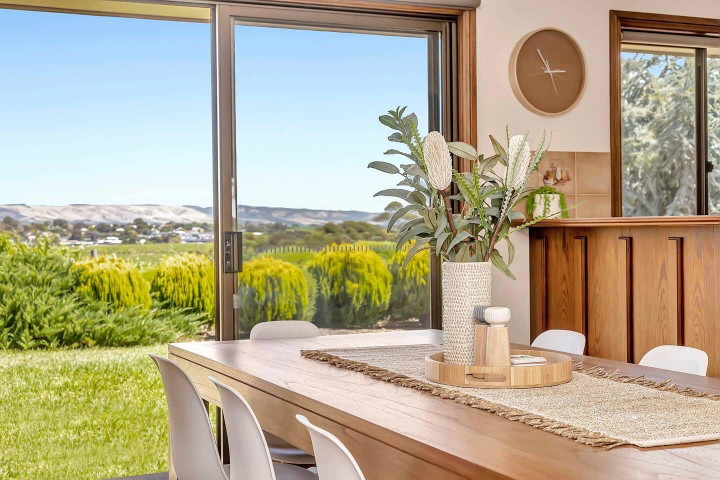 Olivers Homestead: An Idyllic Vineyard Retreat - Aldinga