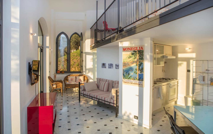 Super Terrace And View In Cinque Terre Region - Moneglia