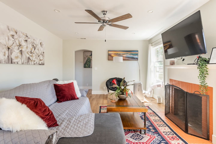 Delightful Stay - Woodside, CA