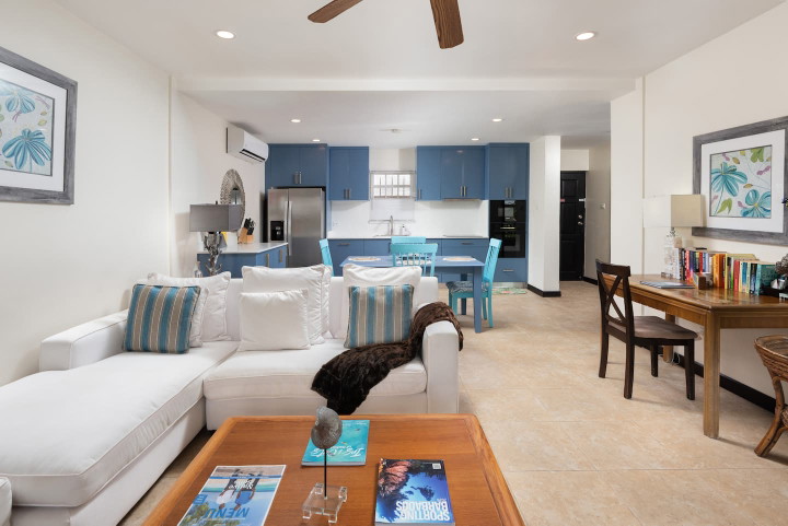 Brownes 2b 1-bed Condo, 7min Walk To Beach & More - Barbados