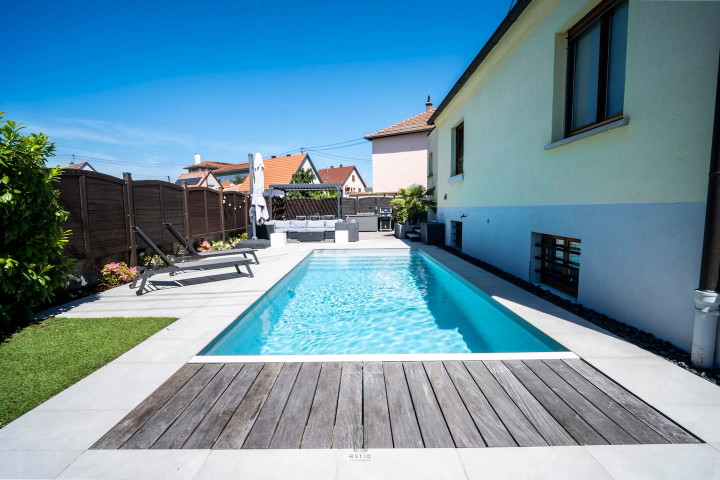 La Villa Graff Swimming Pool In Strasbourg - Strasbourg