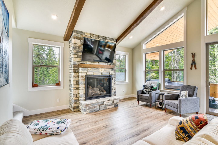 Government Camp Vacation Rental W/ Private Hot Tub - Mount Hood, OR