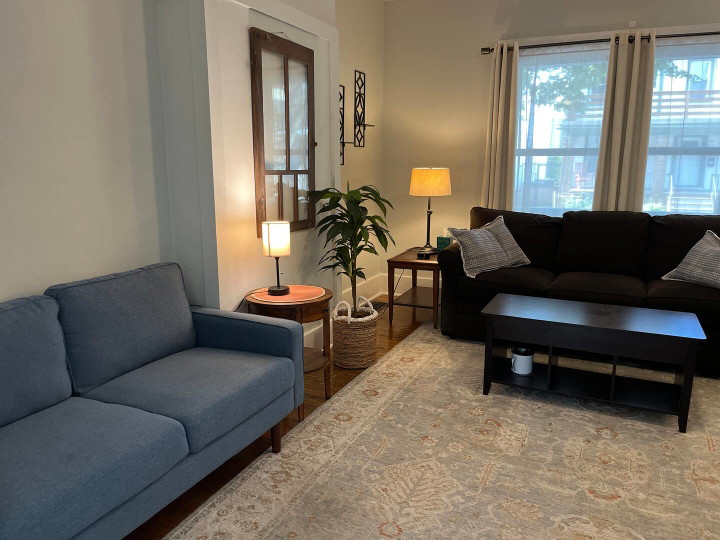 1st Floor Charmer In West Side - Buffalo
