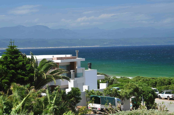 The Sanctuary No 2 Beach Townhouse - South Africa