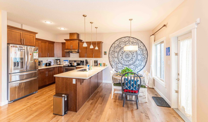 Artisan Corner 3-bdm Duplex In Sw Edmonton - Edmonton, Canada
