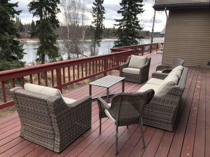 Amazing Kenai River Front Home With Beautiful Views - Sterling, AK