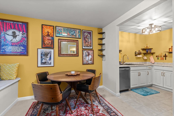 Seward Park Cozy Condo-parks & Lake Access Near - 시애틀
