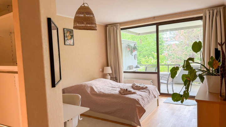 Helle Wohnung Mit Balkon Und Arbeitsplatz - Aachen