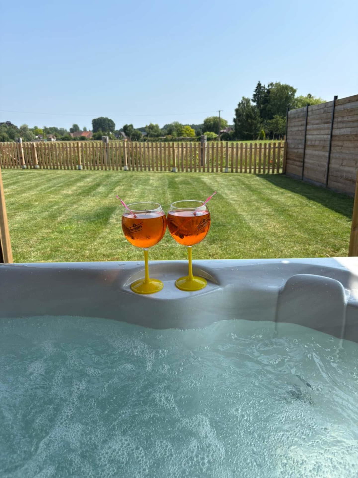 "L'eden" Gite Avec Jacuzzi 4/6 Pers Climatisé - Saint-Amand-les-Eaux