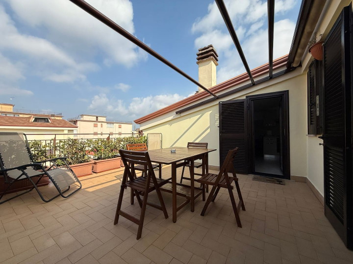 Apartment Just A Stone's Throw From The Royal Palace Of Caserta - Caserta