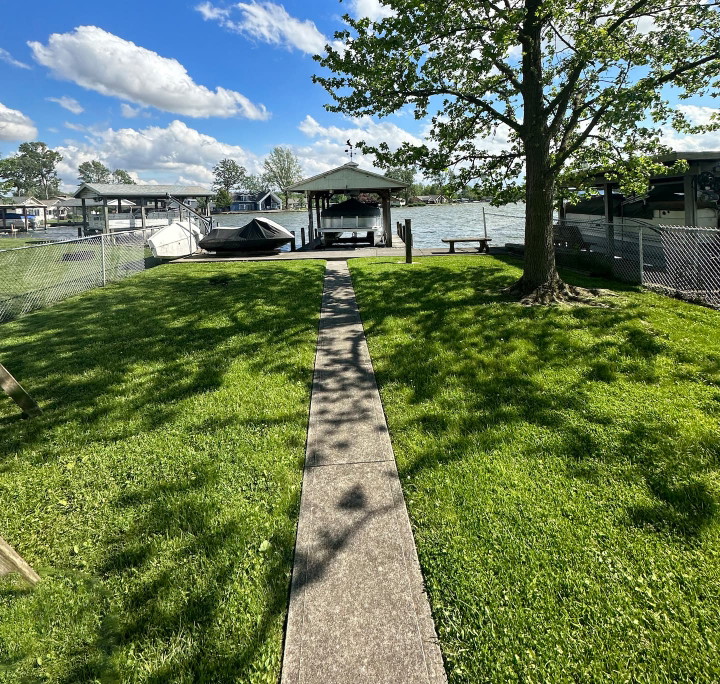 Lakefront Cottage | Superhost | 500+ 5-star - Indian Lake, OH