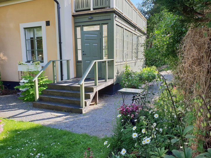 Nice Apartment In Beautiful Garden - Stockholm