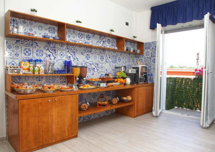 Home Pompei 4 Room+4 Bathroom + Cucina+ Parkfree - ポンペイ