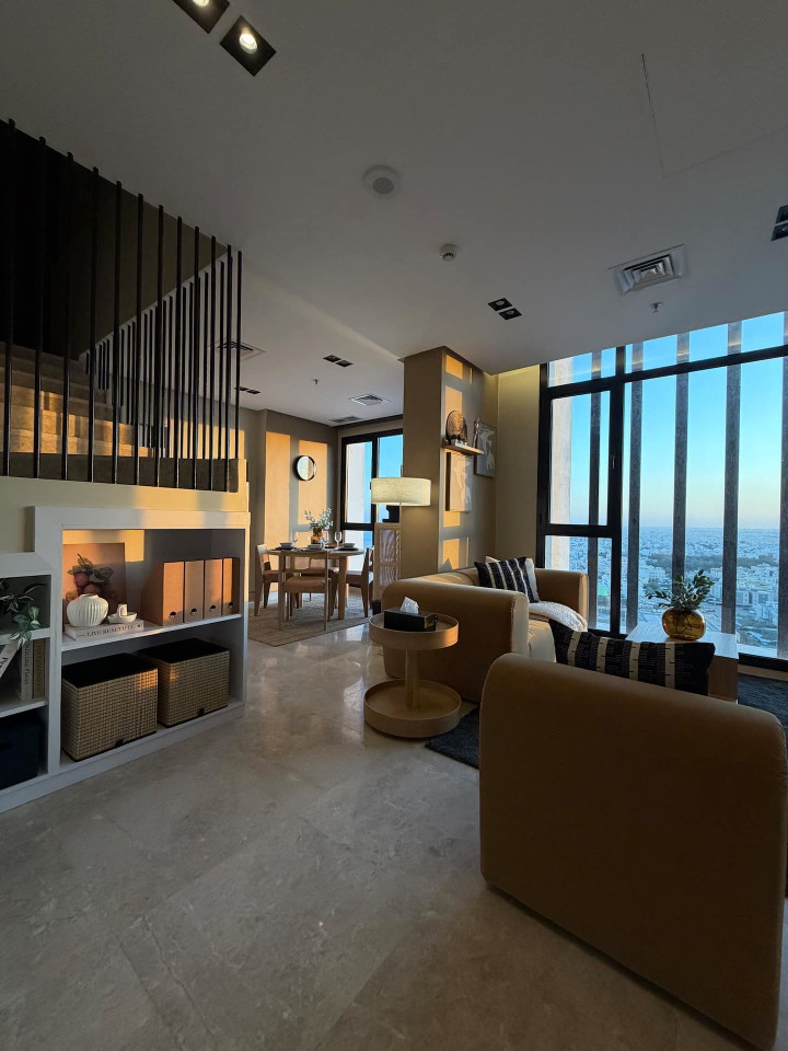 Private Duplex 1br | High-rise Terrace & Views - Kuwait
