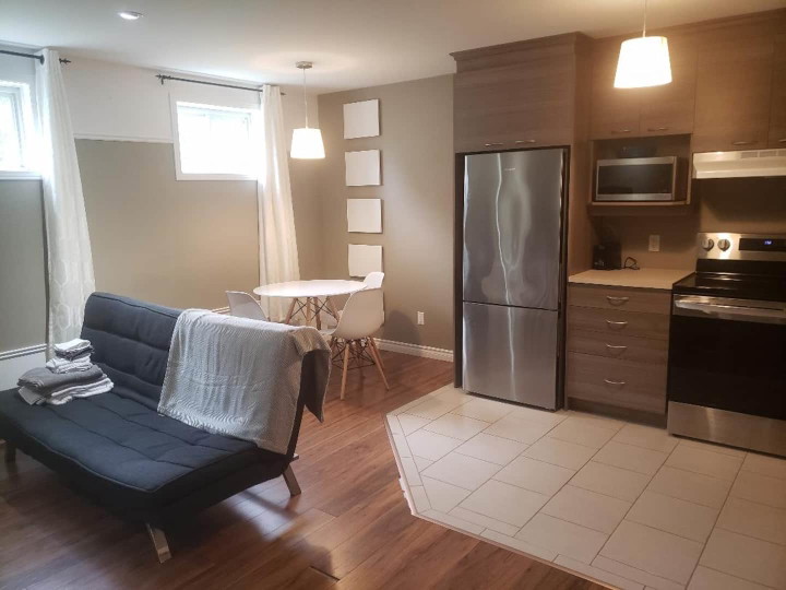 Logement Tout Inclus Près De L'udes - Sherbrooke