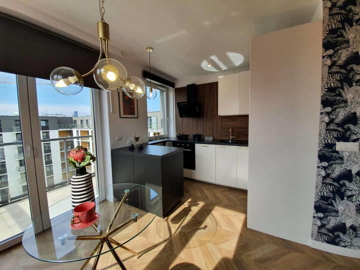 Urban Jungle + Smart Tv - Wrocław
