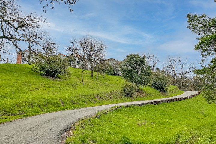 Country Living -Minutes From Downtown Walnut Creek - Walnut Creek, CA