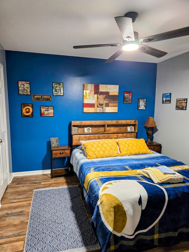The Southern Belle-gsu, Bulldogs & Savannah Charm - Statesboro, GA