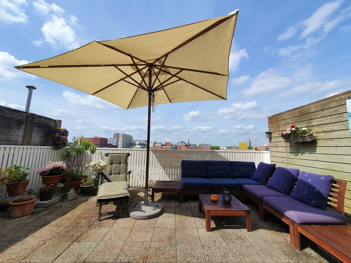 Living-room, Roof Terrace And 2 Extra Bedrooms. - Groningen