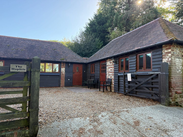 Peaceful 1 Bedroom Self-contained Country Cottage - Maidstone