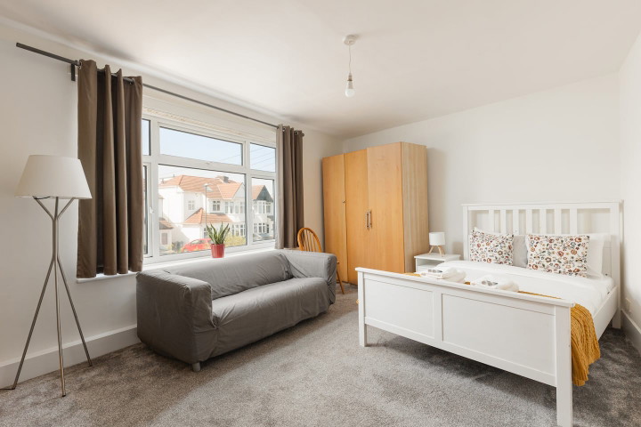 Stylish Harrow Studio | Kenton Station - Londres