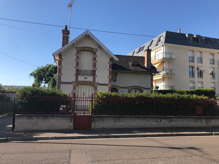 Maison De 120 M2 Avec Jardin - Troyes