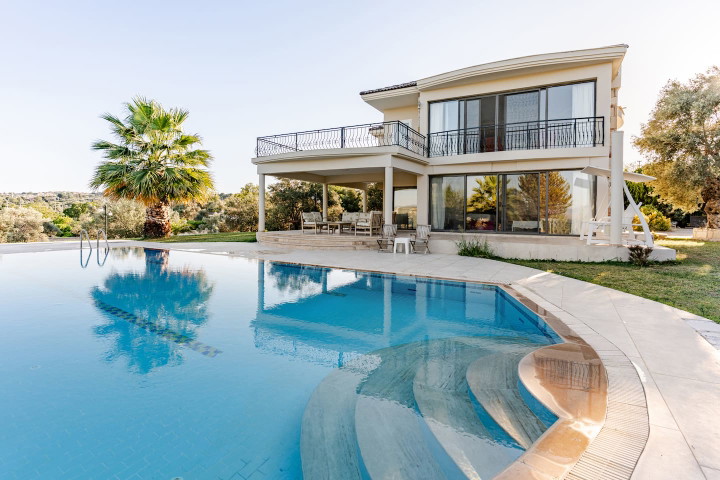 Urla Infinity Villa - Luxury Pool & Garden - Urla