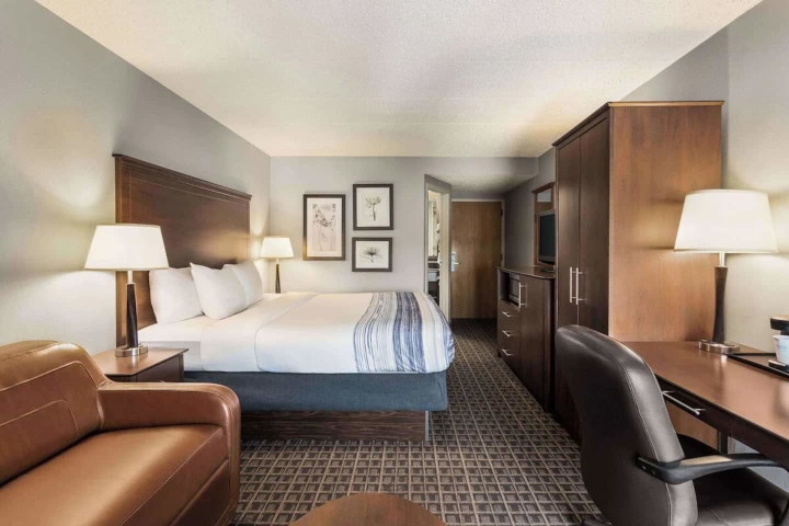 Americinn Madison | King | Near Uw-madison - Madison, WI