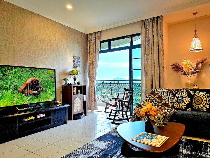 Elegant 3br River View | Riverine Emerald - Kuching