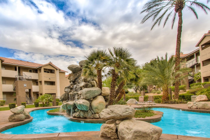 Las Vegas Exquisite Condo - Henderson, NV