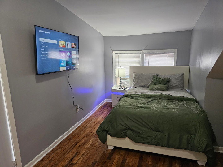 Furnished Private Room With En-suite Bathroom - Montclair, NJ