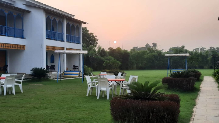 Pool And  Garden  View Room, Jim Corbett - Corbett National Park