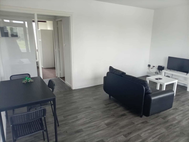 2 Slaapkamer App Met 3 Bedden. Ideaal Voor Expats - Schoten