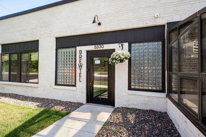 Lake Superior Brewing Brewtel 2 Bedroom Apartment - Duluth, MN