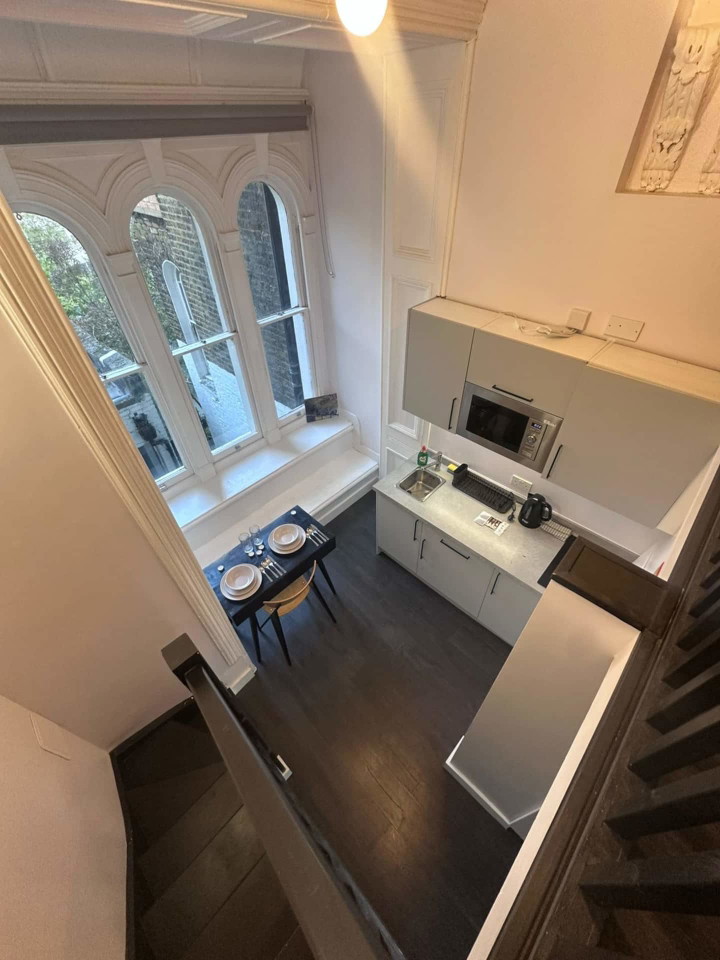 (18/f08) Unique Studio Zone 1 Notting Hill + Wi-fi - Central London
