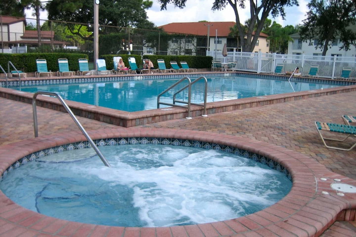 Pelican Paradise: Pools, Clubhouse, Near Golf! - Anna Maria Island, FL