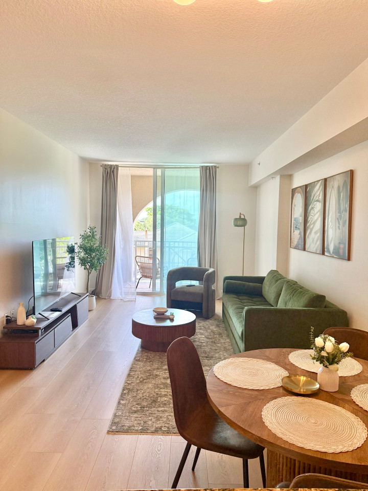 Modern Coastal Condo - Rooftop Pool-close To Ocean - Boynton Beach, FL