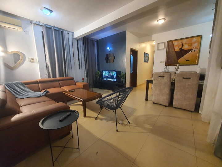 Beau-vent1 At The Trio. Free Wi-fi +243858551911 - 킨샤사
